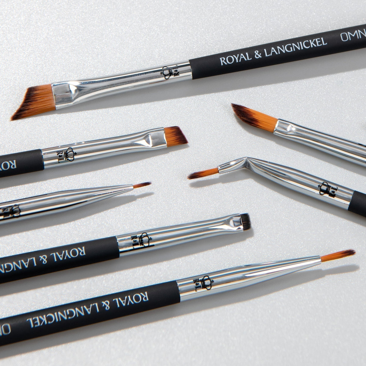 Back to Basics: Liner Brushes Everyone Needs – OMNIA Brush